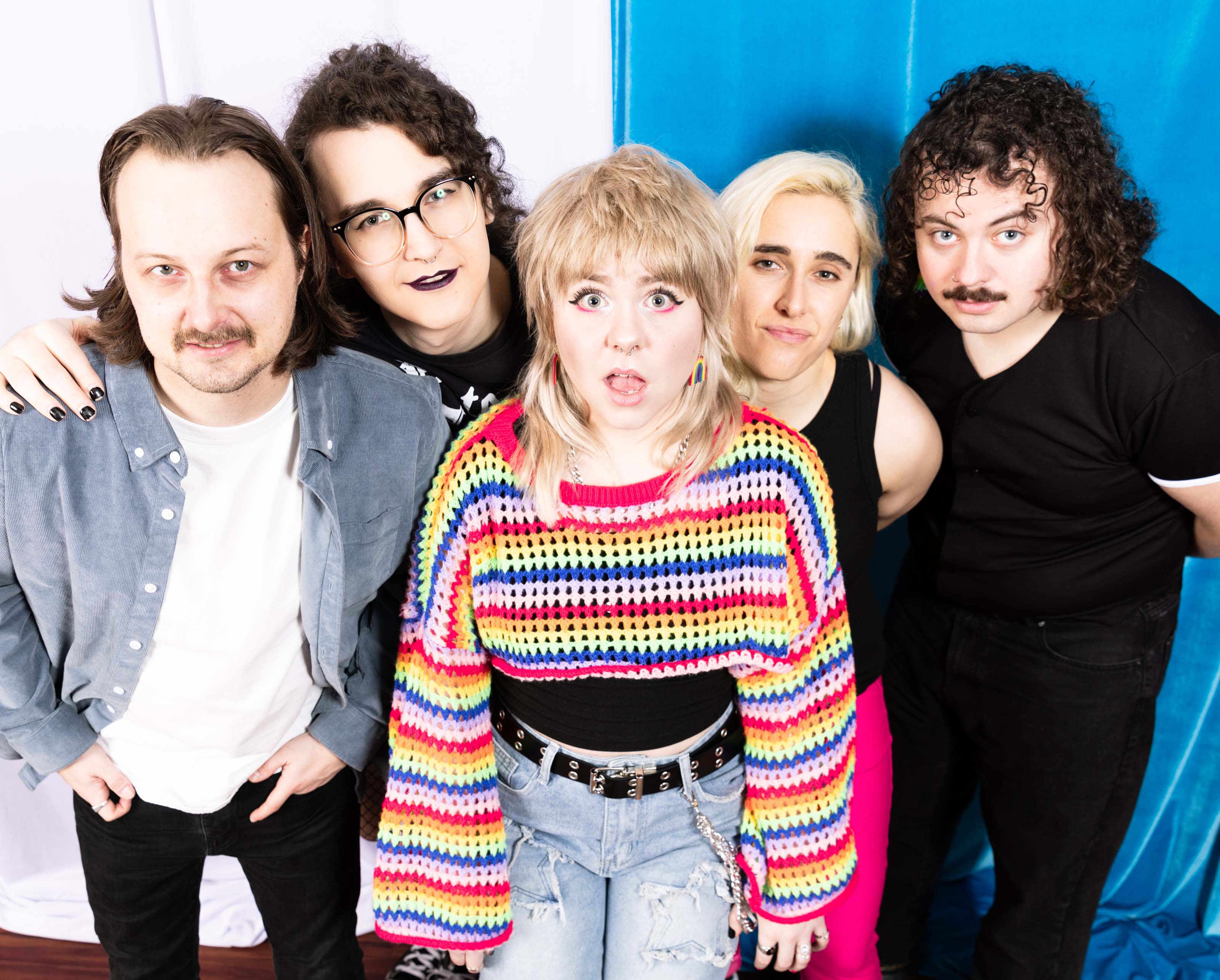 Rebel Noise · Smooth Brain duel with joy and despair on “Derealization”